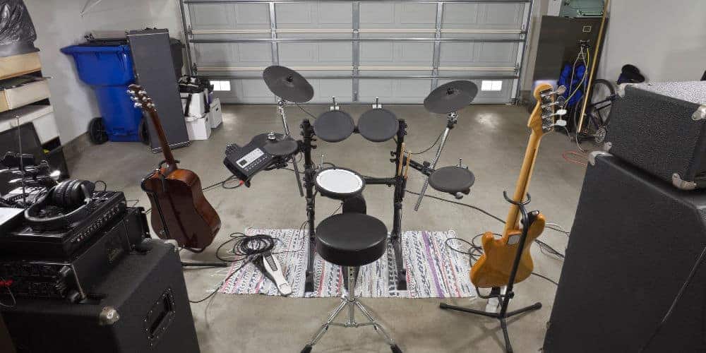 The Value of Stuff - The Clutter King